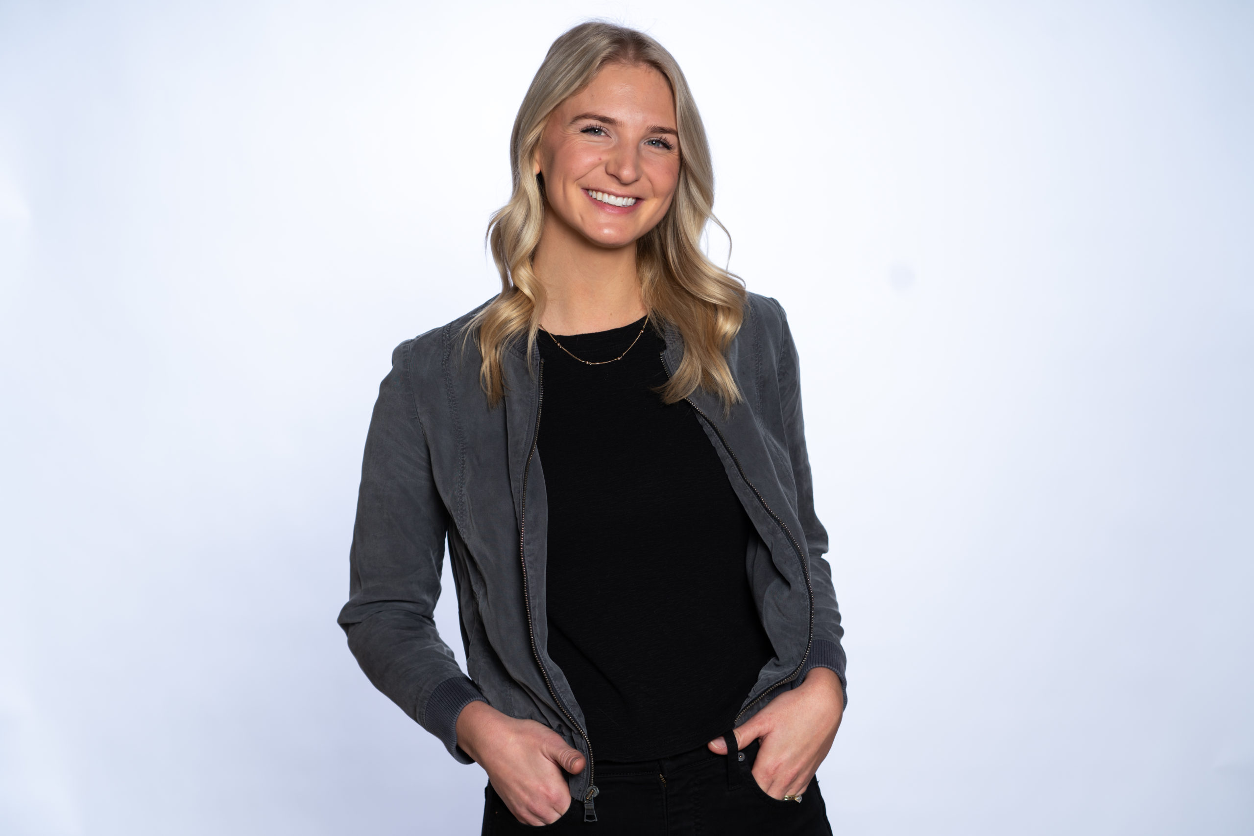 Kelly Maise - Highdive